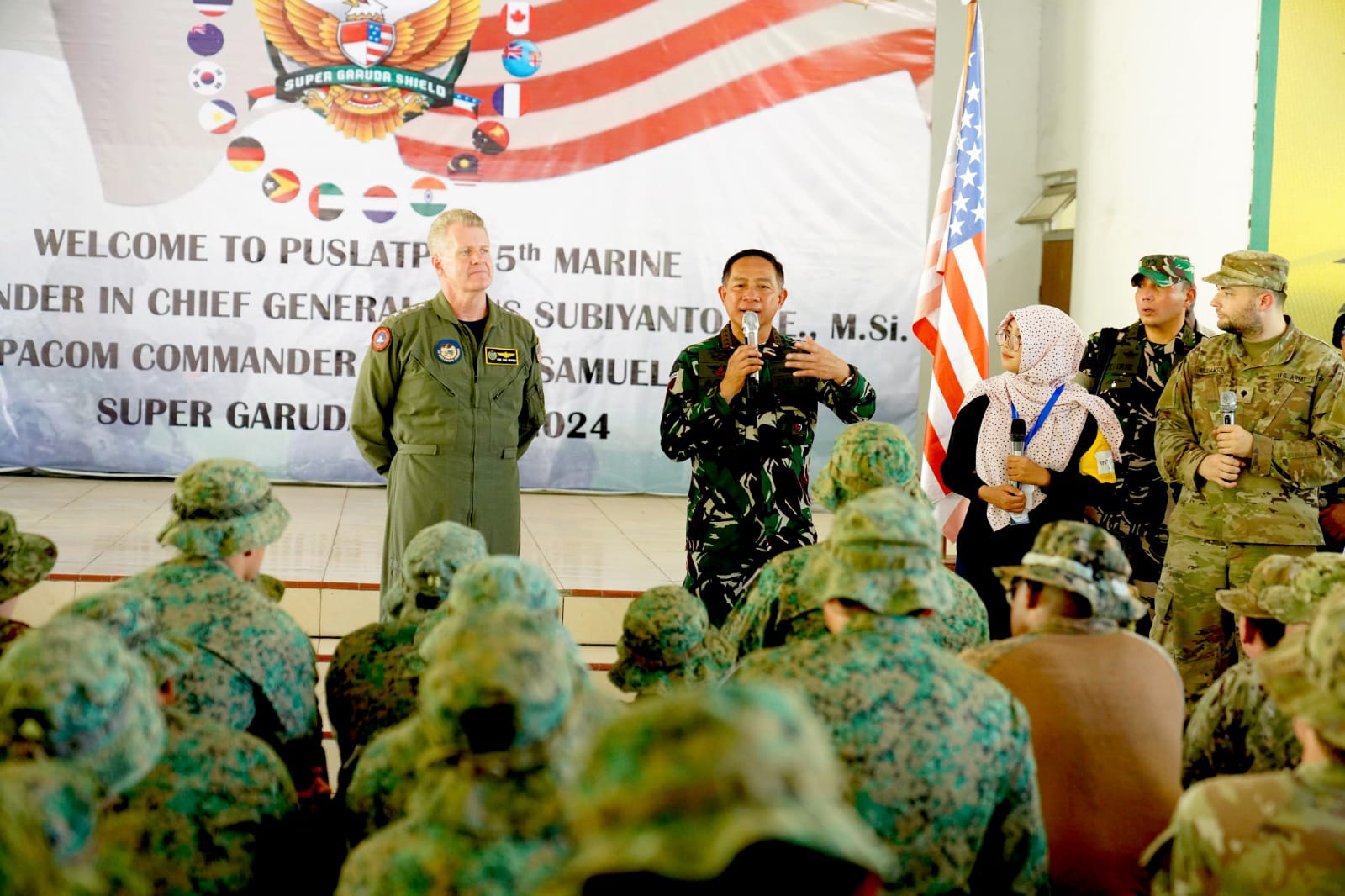Momen Kedekatan Panglima TNI Bersama Pasukan Multi Nasional Pada ...